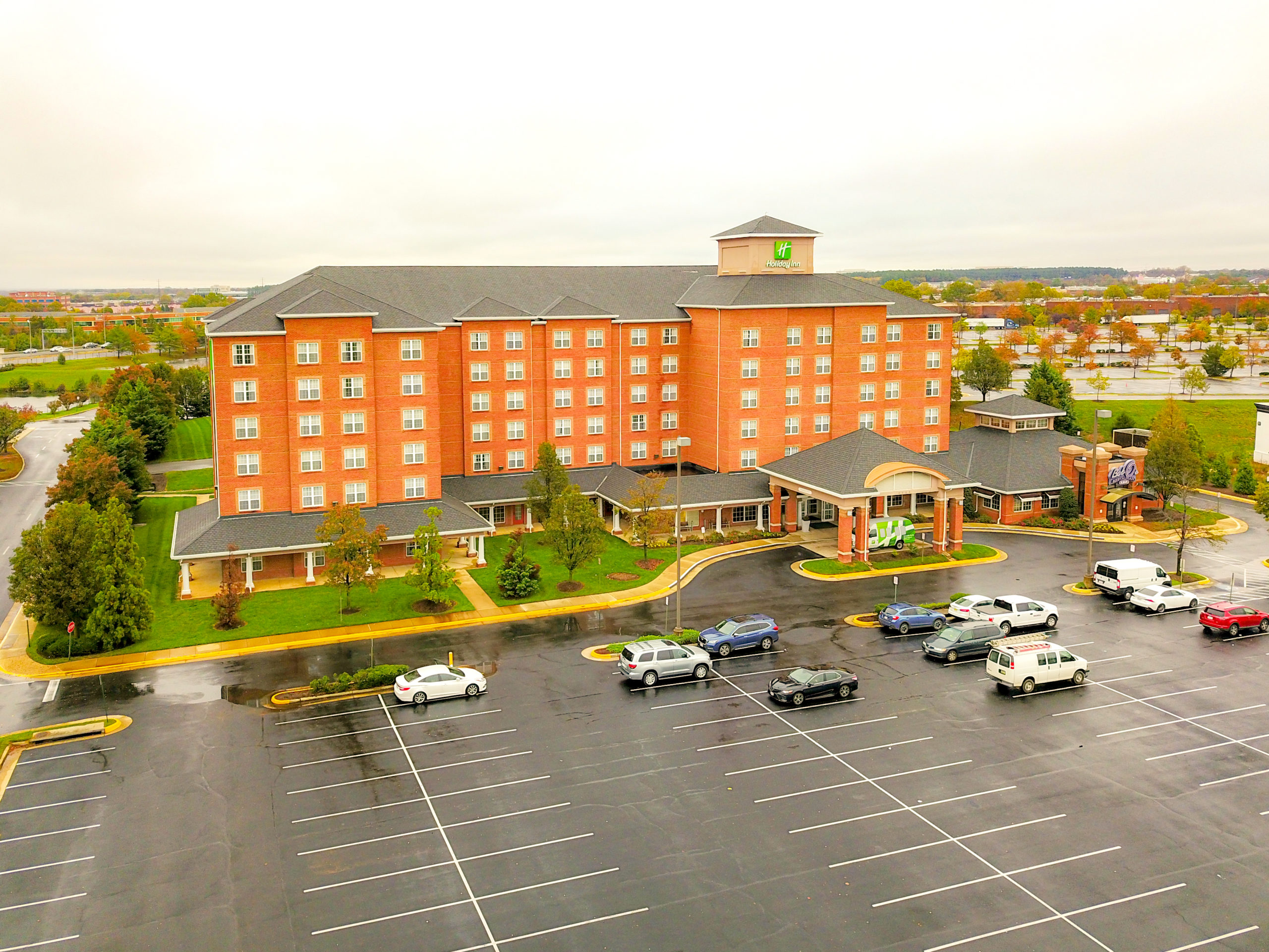 Holiday Inn Chantilly-Dulles Expo - Marcus & Millichap