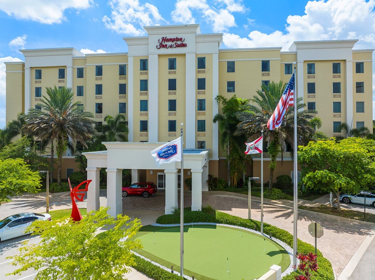 Hampton Inn & Suites Coconut Creek - Marcus & Millichap